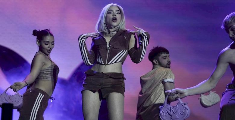 Kenia Os y su impactante álbum ‘Pink Aura’ – Huasteca Hoy